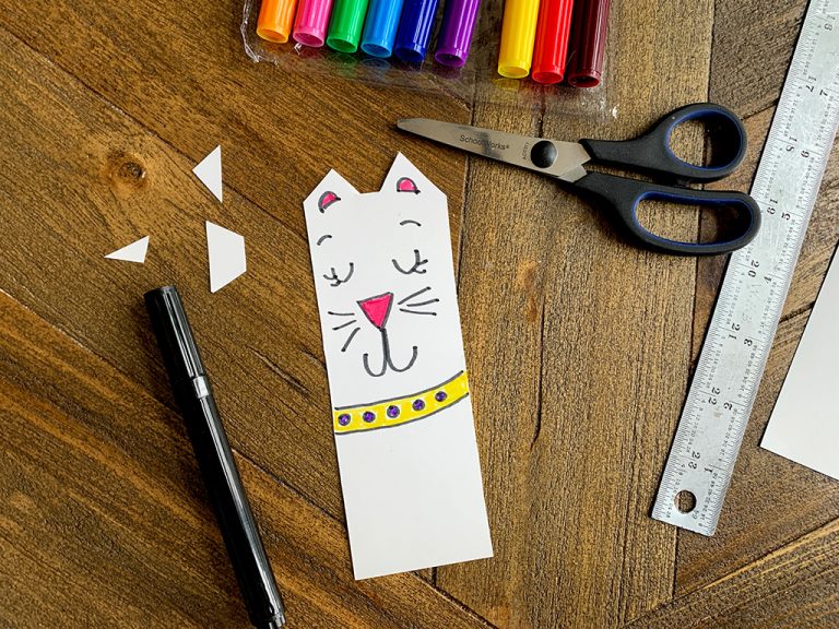 Easy DIY Dog and Cat Bookmarks That Kids Can Do at Home | Blog