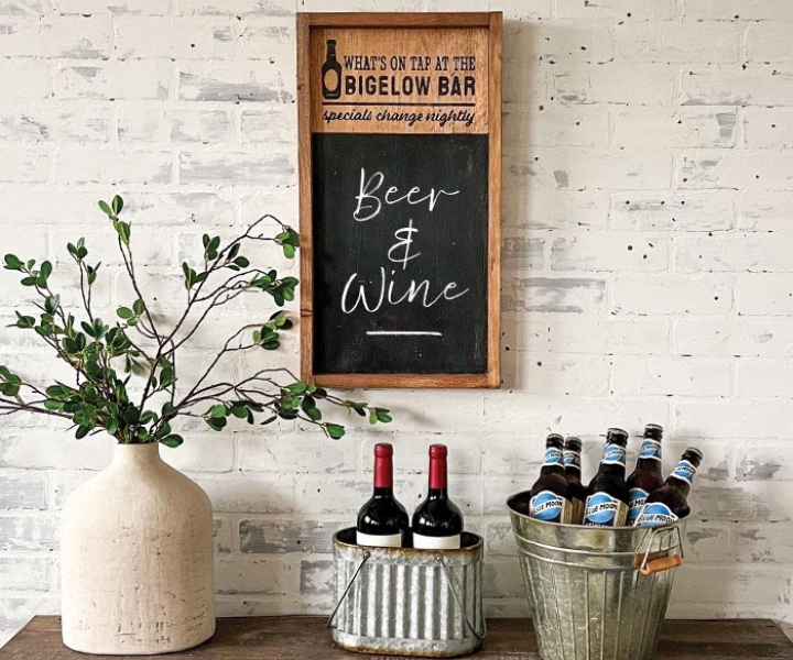 Custom Wood Sign Project Gallery: Holidays, Home, Family, Bar & More